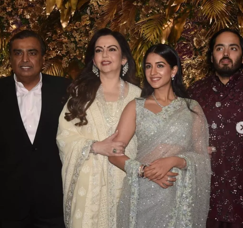 Ambani's Ganesh Utsav: Anant Ambani And Radhika Merchant Twin In Orange ...