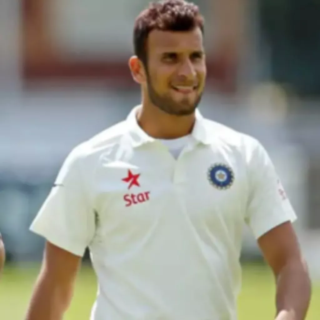 Cricketer Ishwar Pandey Announces Retirement: His Wife Admits Cricket ...