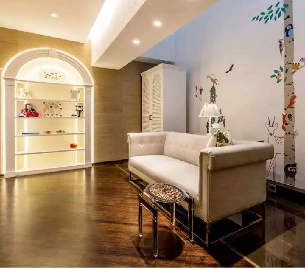 7 Luxurious Spaces Designed By Gauri Khan: Alia Bhatt's Vanity Van To ...