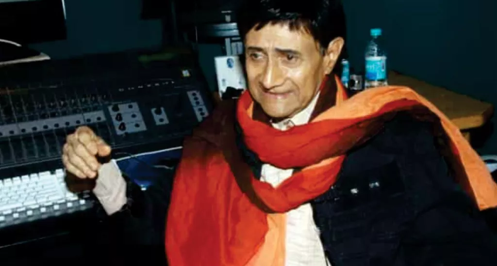 Dev Anand's Home Which Was The First Bungalow Owned By An Actor In Juhu ...