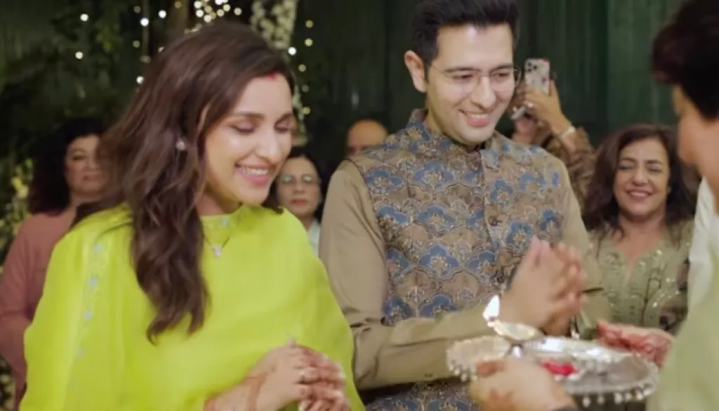 Parineeti Chopra's Reception Pictures Go Viral, She Stuns In A Crystal Embellished Sequin Saree