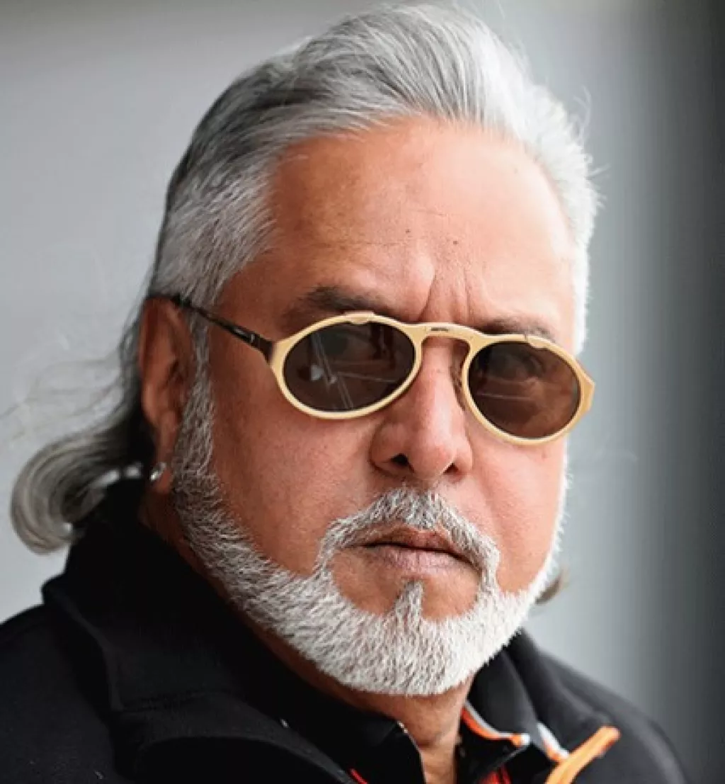 Vijay Mallya Poses With Sidhartha-Jasmine At Their Wedding At His ...