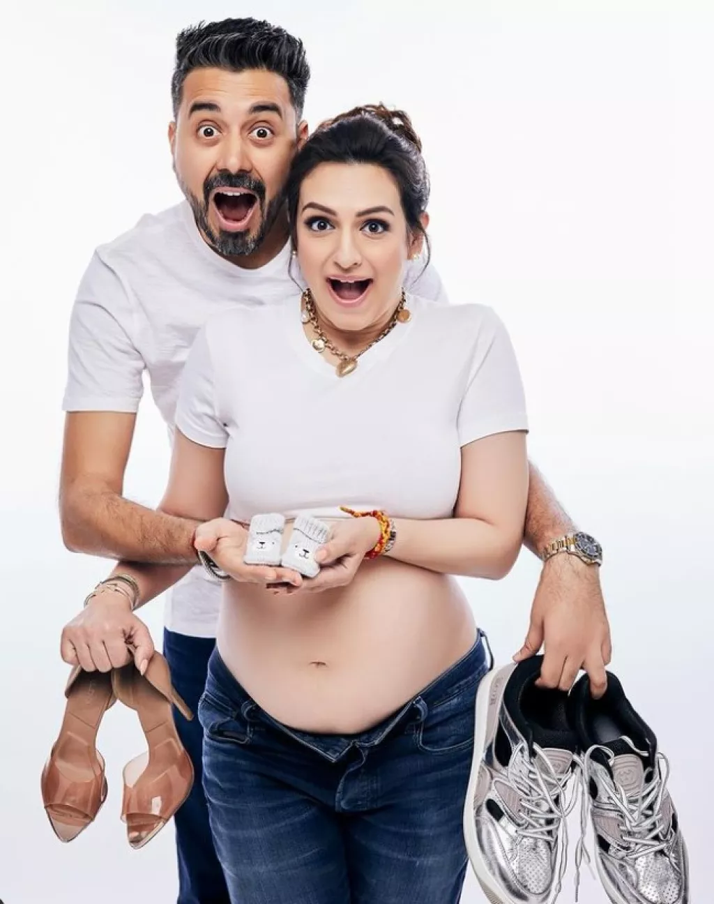 'Saturday Saturday' Singer, Akriti Kakar And Husband, Chirag Arora Become Parents, Welcome Baby Boy