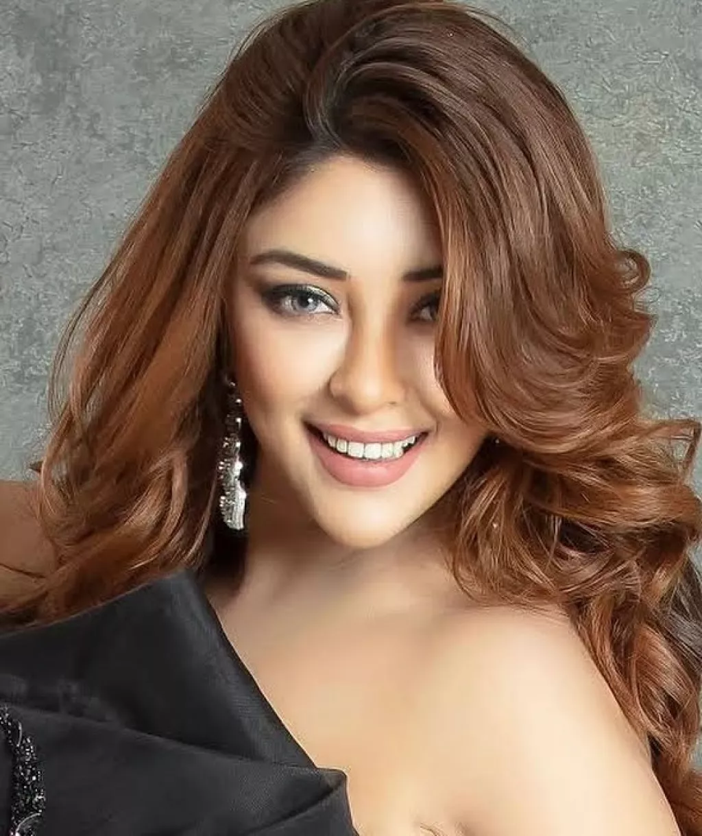 Payal Ghosh Proposes Mohammed Shami For Marriage: Meet Bold Actress ...