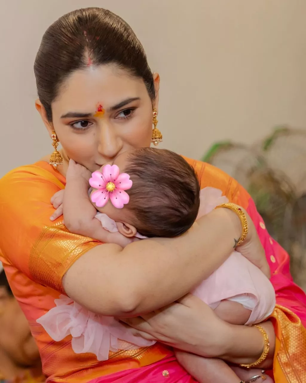 Rahul Vaidya Shares First Official Photos Showing His Daughter's Face ...