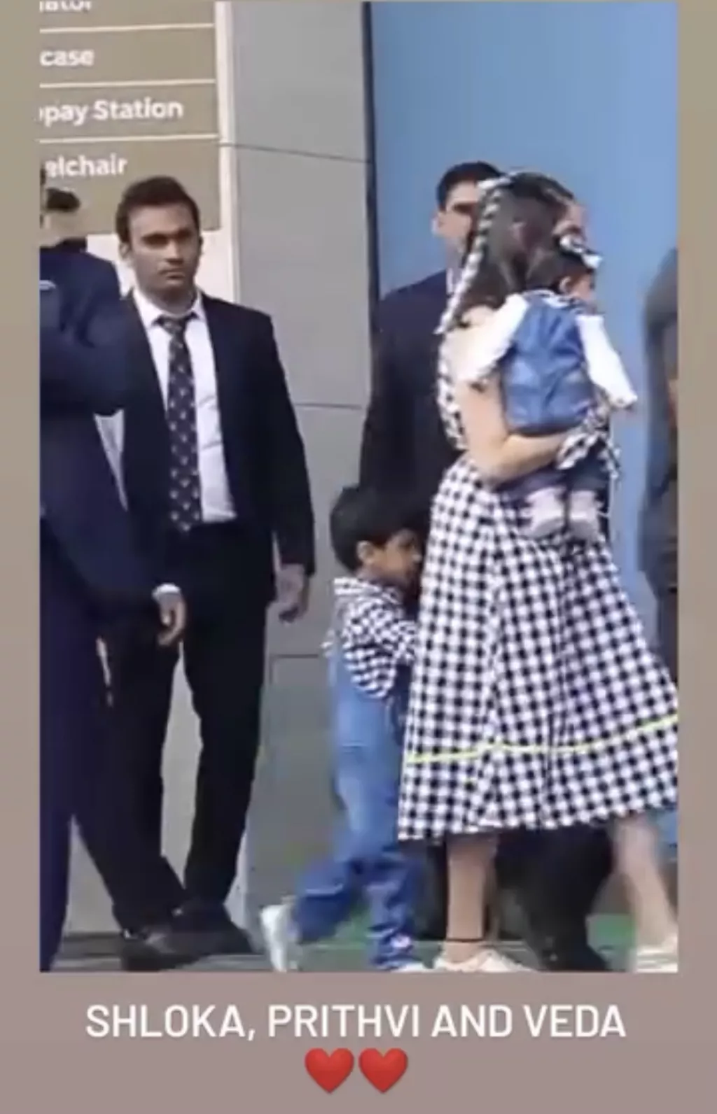 Shloka Mehta Attends Isha Ambani's Twins B'Day With Prithvi-Veda, Her ...