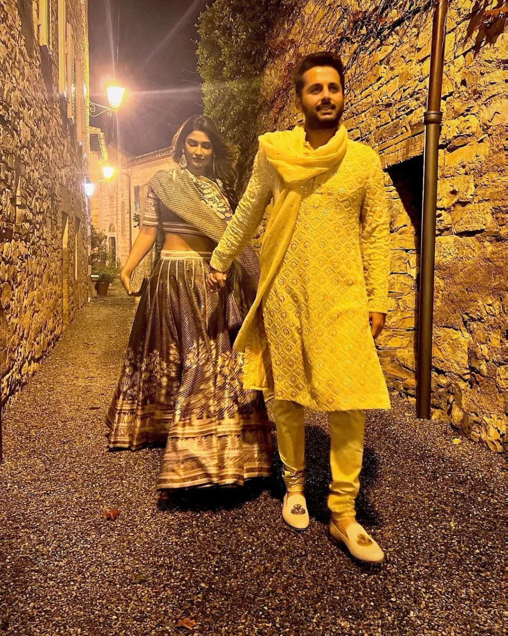 Telugu Star, Nithiin Reddy Recreates SRK And Kajol's Iconic 'DDLJ ...