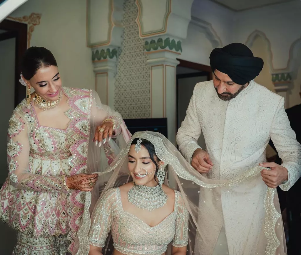 Bride Aces Pastel Vibe In Falguni And Shane Peacock's Embellished ...