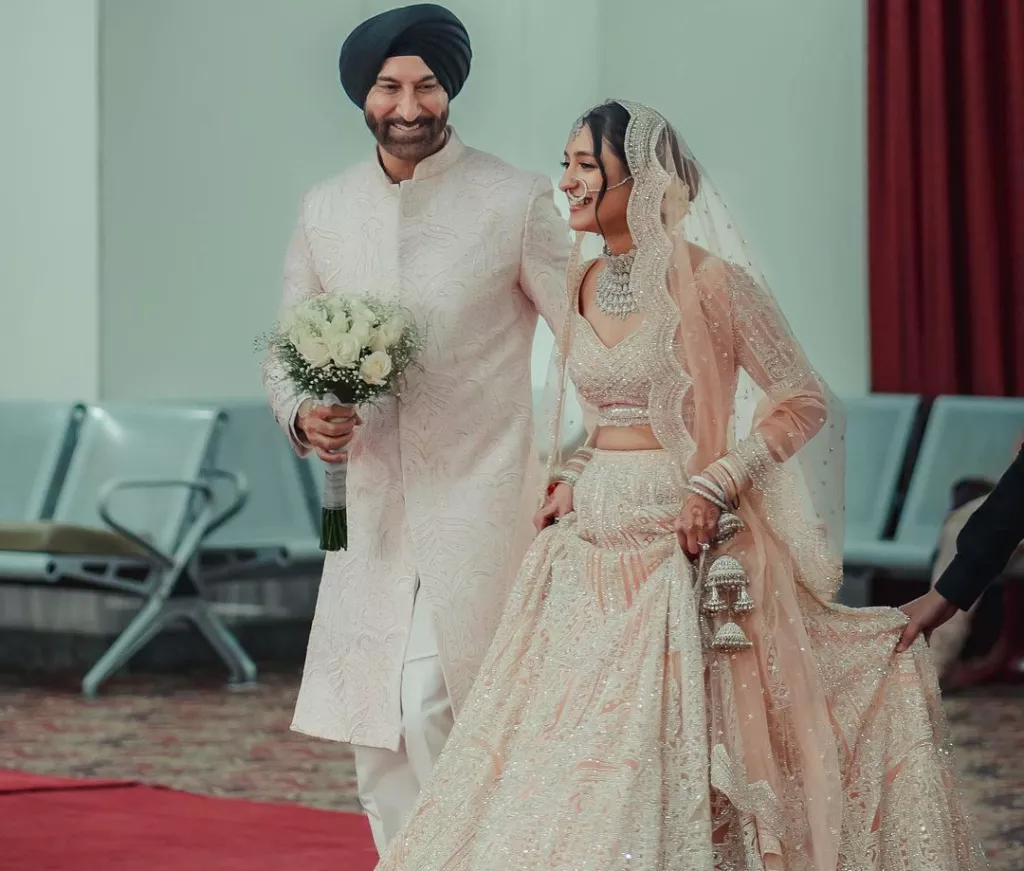 Bride Aces Pastel Vibe In Falguni And Shane Peacock's Embellished ...