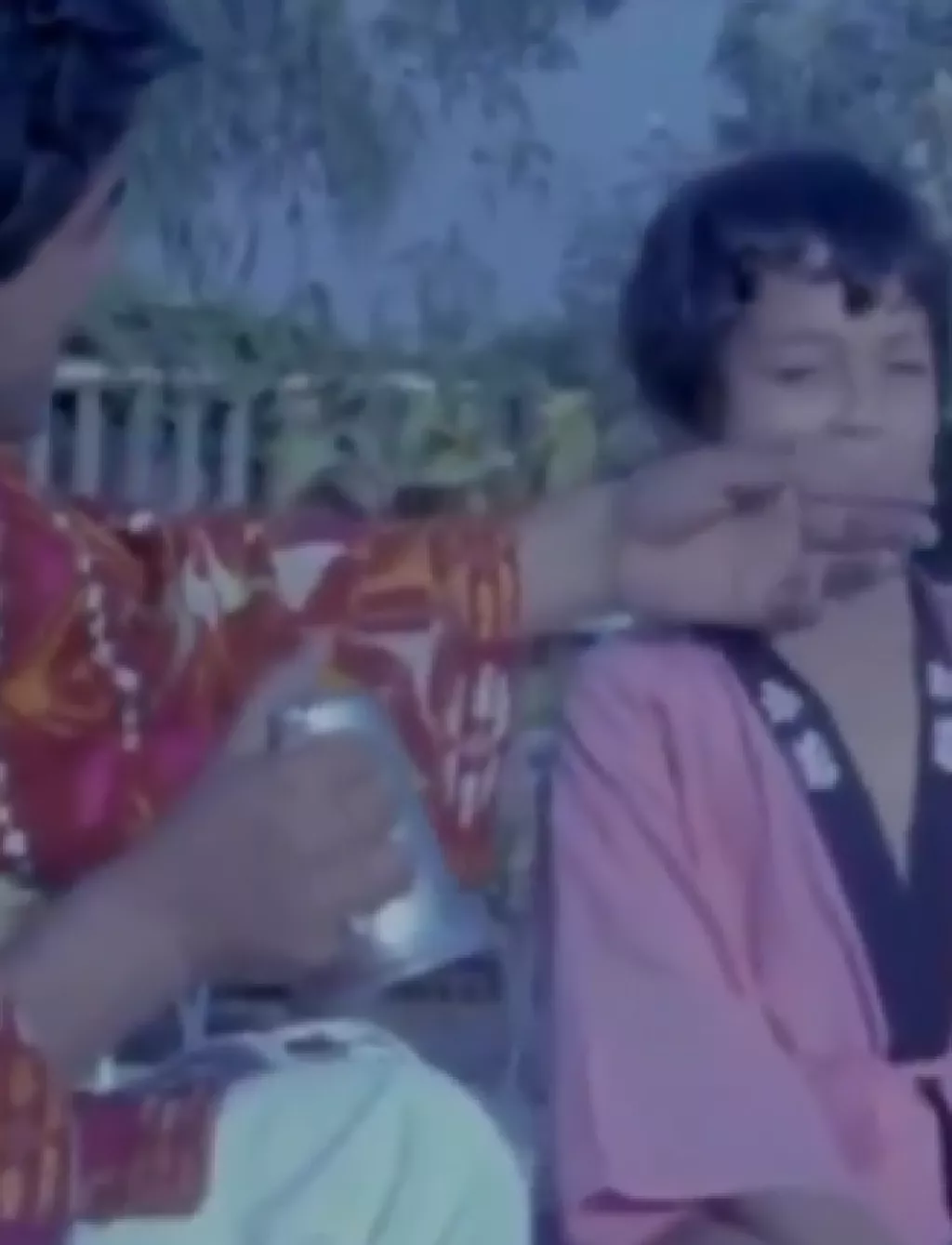 When Dharmendra's Documentary Featured A Young Bobby Deol Having An ...