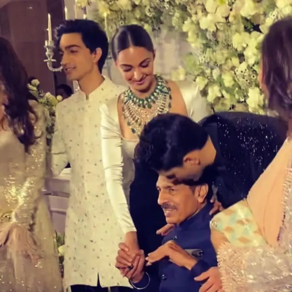 Sid-Kiara Reception: Couple Pose For A Photo With Original 'Shershaah', Late Vikram Batra's Family