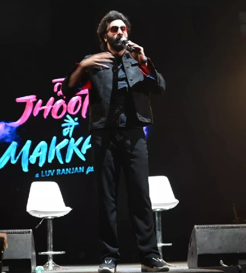 Ranbir Kapoor Wishes Wifey, Alia Bhatt And Daughter, Raha On Valentine ...