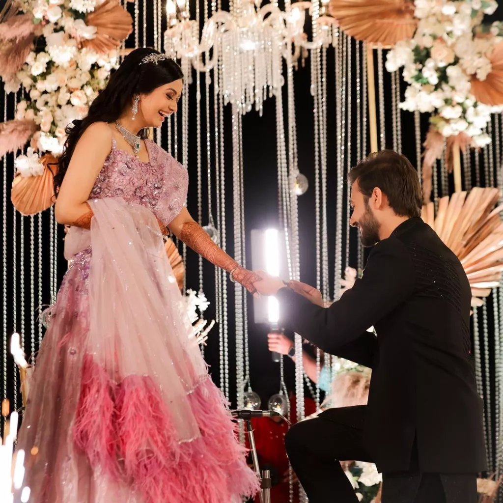 Child Actor Of 'Baa Bahoo Aur Baby', Swini Khara Gets Engaged, Stuns In ...