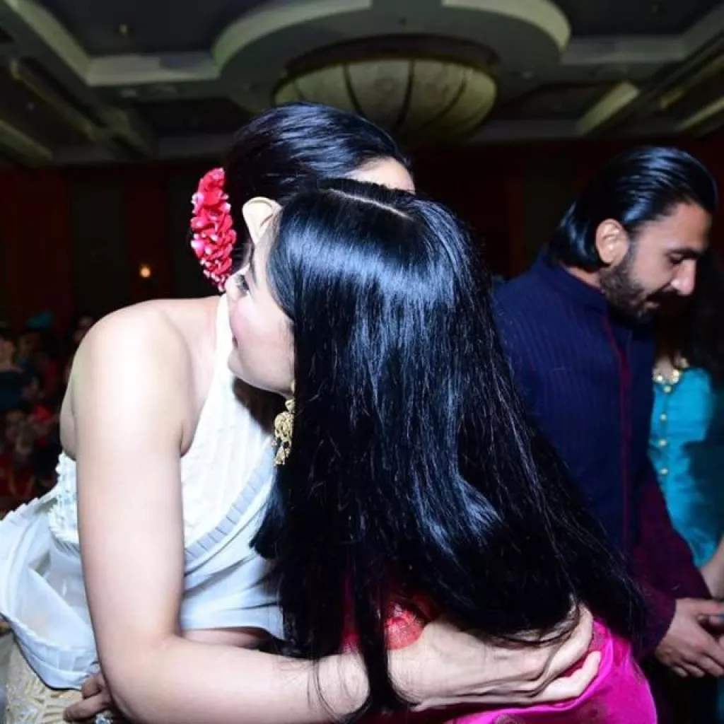 Deepika Padukone And Amrita Rao Are Relatives, This Is How The Konkani ...