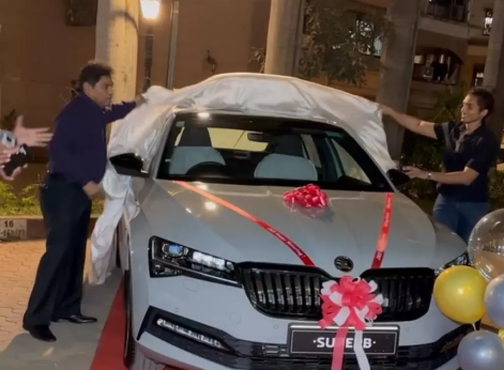Johnny Lever Buys Skoda Superb Worth 34 Lakhs, Fans Hail Him For Not ...