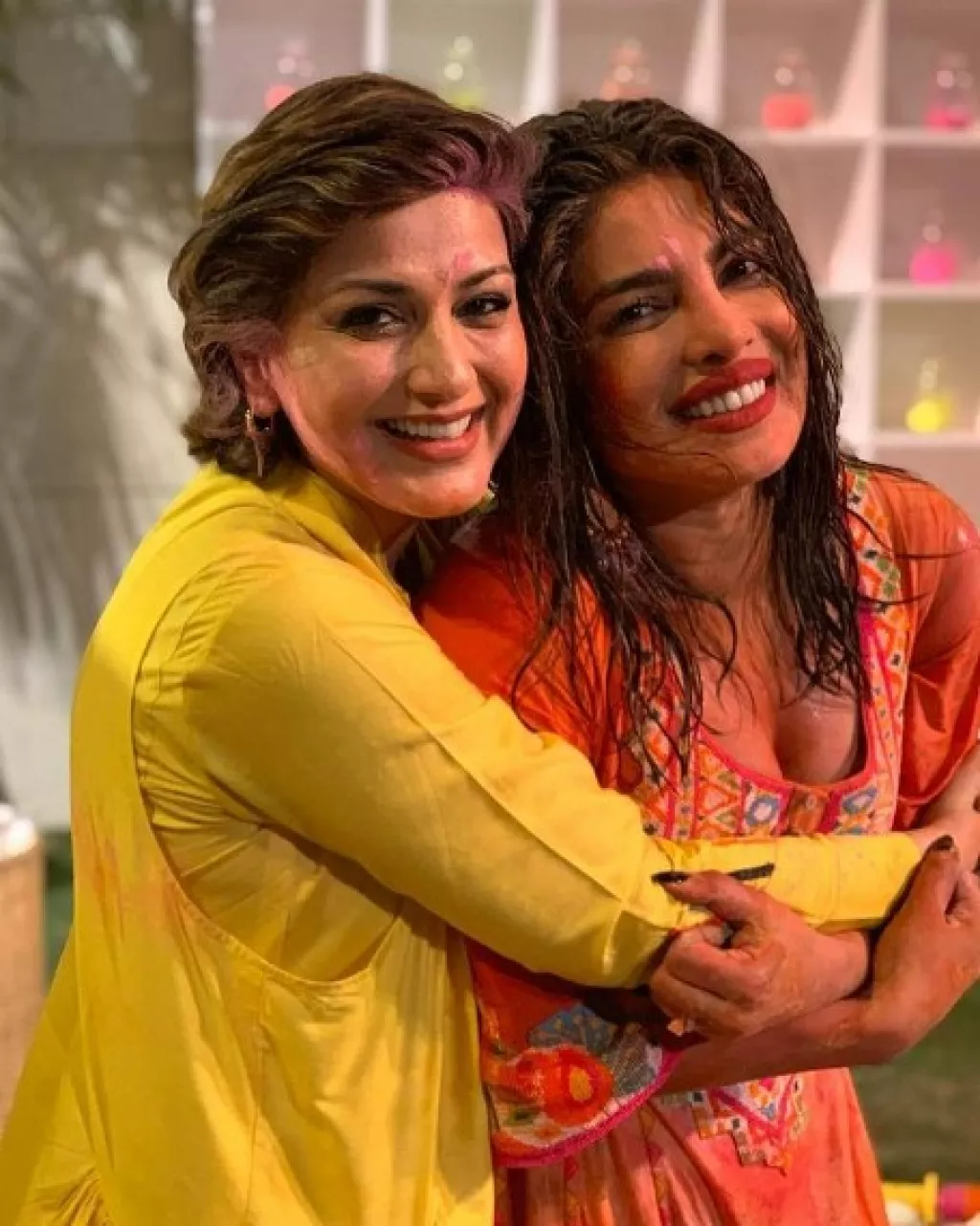 When The Ambanis Ditched Colours And Celebrated 'Phoolon-Ki-Holi' With ...