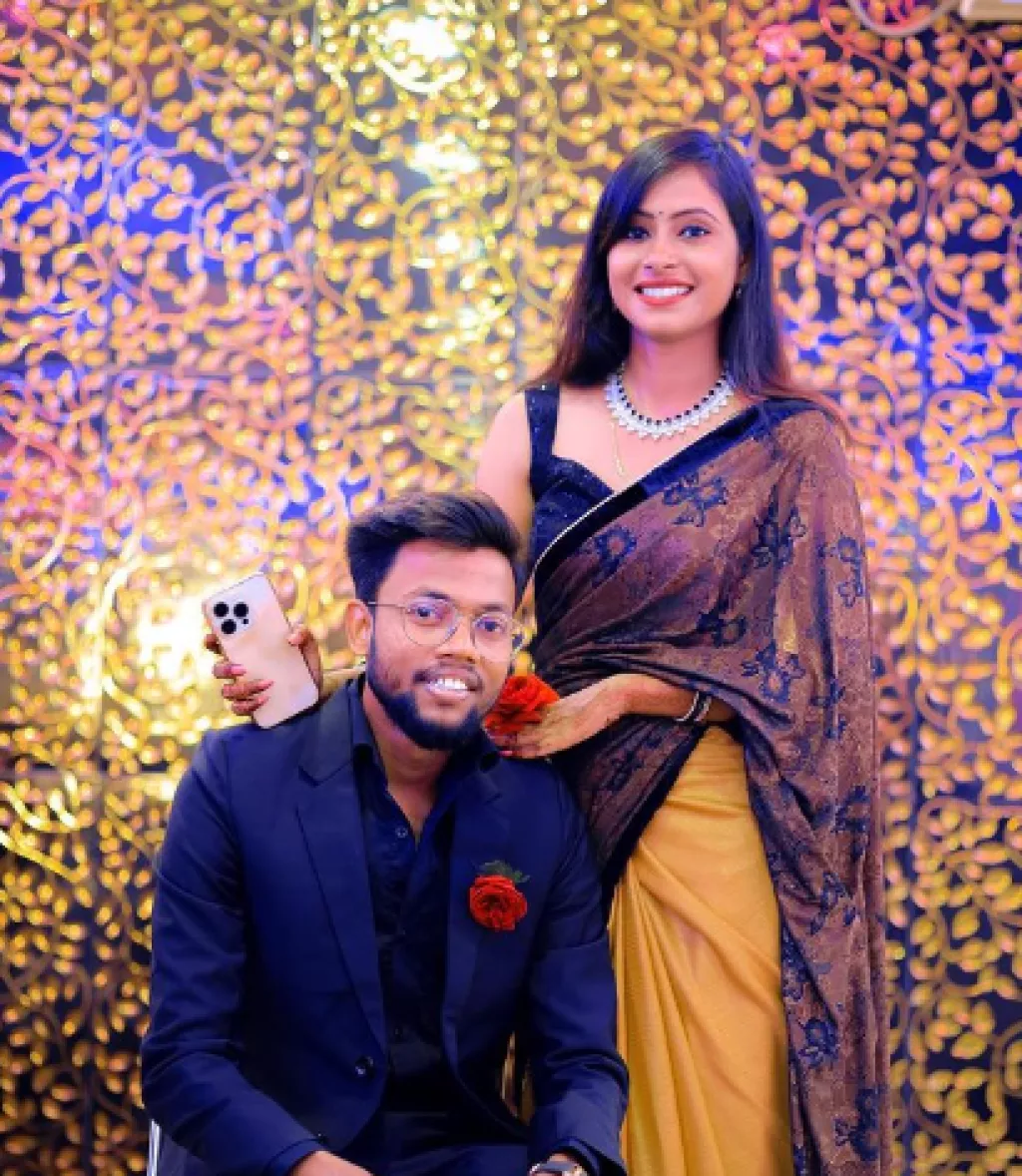 Manoj Dey Gets Married To Jyoti Shree, Youtuber Reveals Why Their Parents Didn't Attend The Wedding