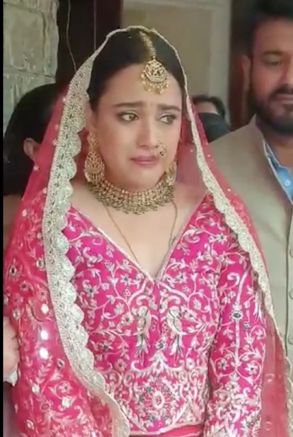 Swara Bhasker Breaks Down During 'Vidaai' As Her Father Says, 'Pyaar ...