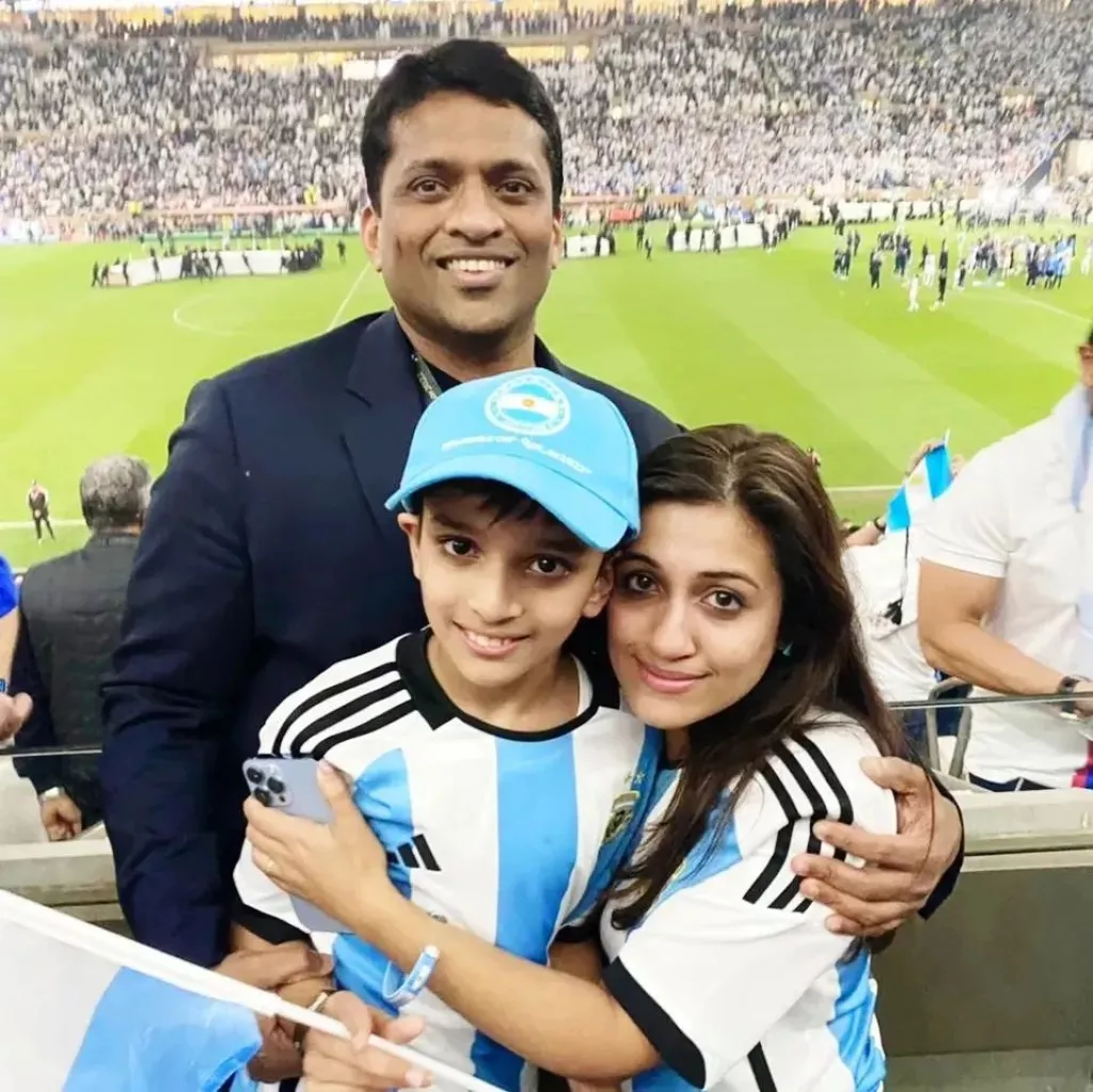 Byju Raveendran's Love Story With His Student, Divya Gokulnath, Who ...