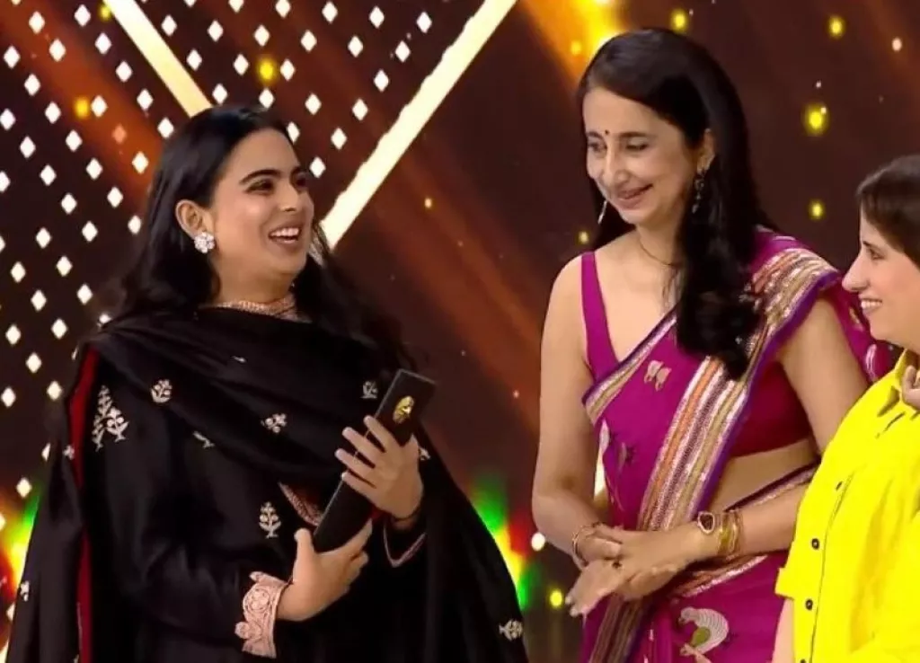 Isha Ambani Wins 'Gennext Entrepreneur' 2023 Award, She Gives The ...