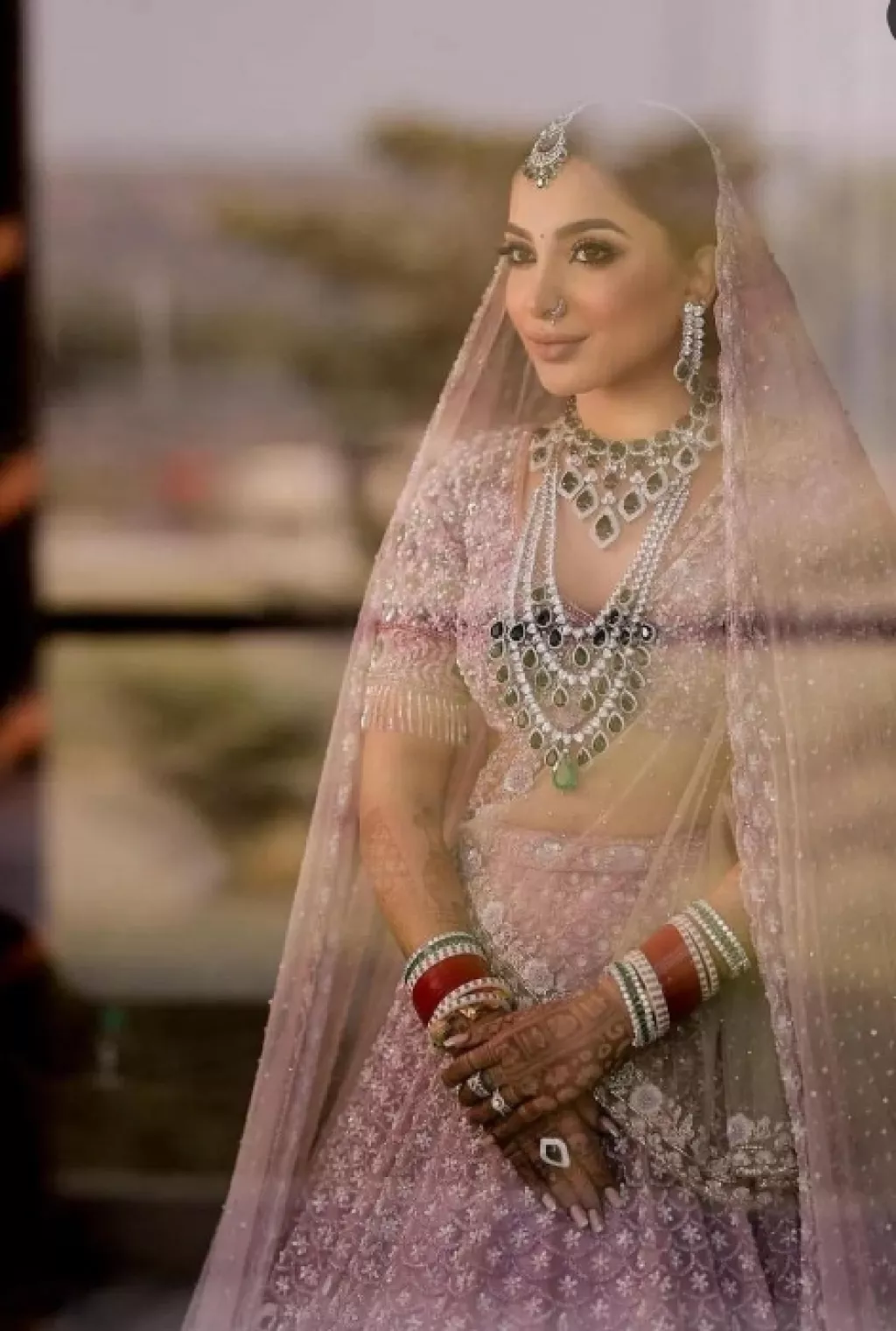 15 Brides Who Paired Their Beautiful 'Shadi Ka Joda' With Statement ...