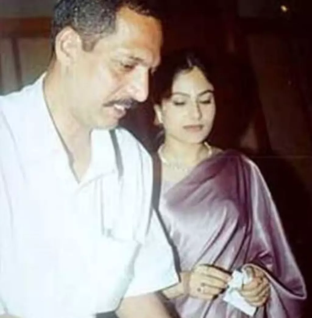 Manisha Koirala Caught Nana Patekar Red-Handed With Ayesha Jhulka And Screamed, 'Get Off My Man'