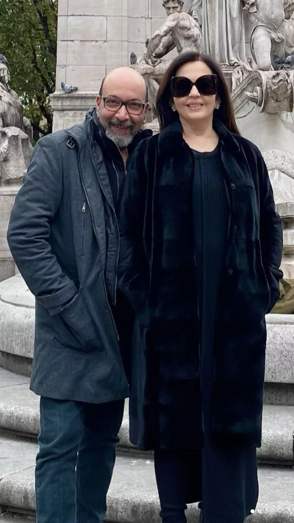 Nita Ambani's Personal Makeup Artist, Mickey Contractor, Here's How ...