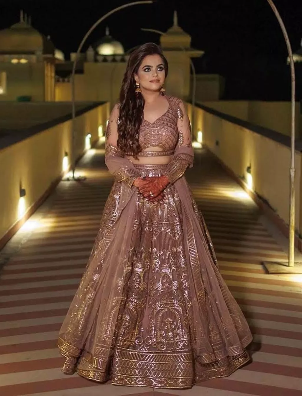 20 Brides Who Stunned In Pastel Salmon Pink To Beige Golden Falguni ...