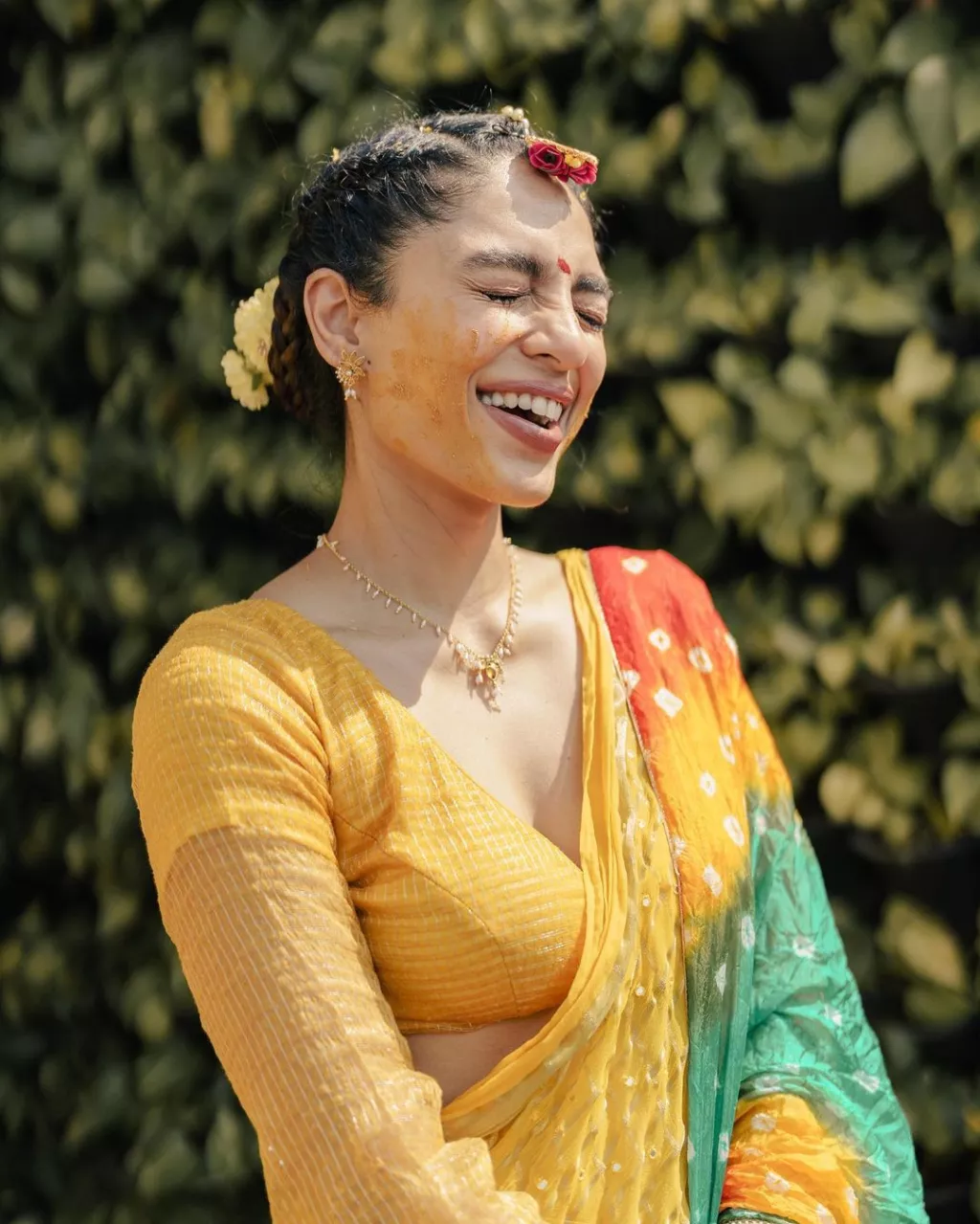 Sobhita Dhulipala Dons A Yellow Saree With A Multi-Coloured 'Bandhani ...