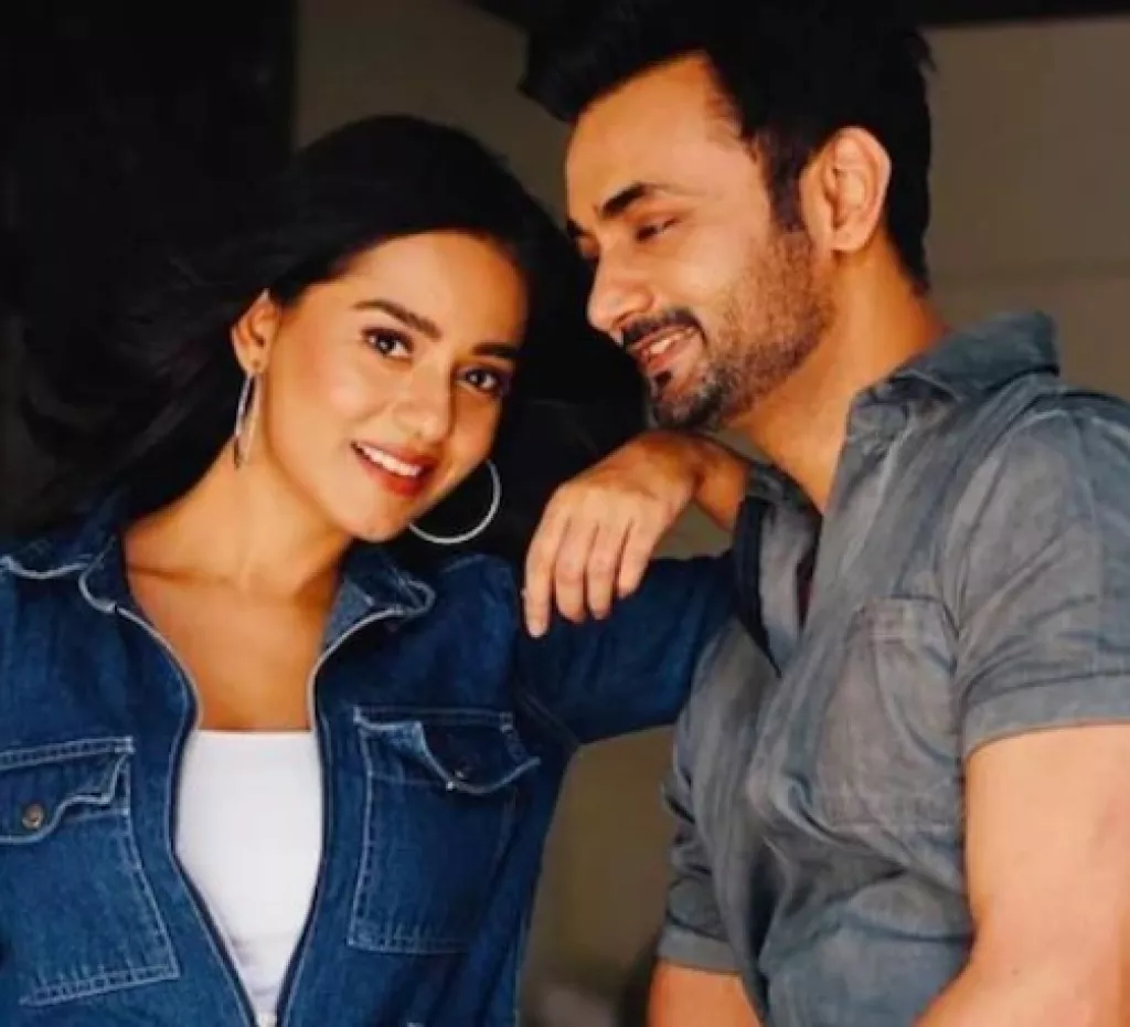 Amrita Rao And RJ Anmol's Love Story, From A Radio Interview To Keeping ...