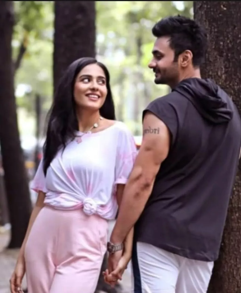 Amrita Rao And RJ Anmol's Love Story, From A Radio Interview To Keeping ...