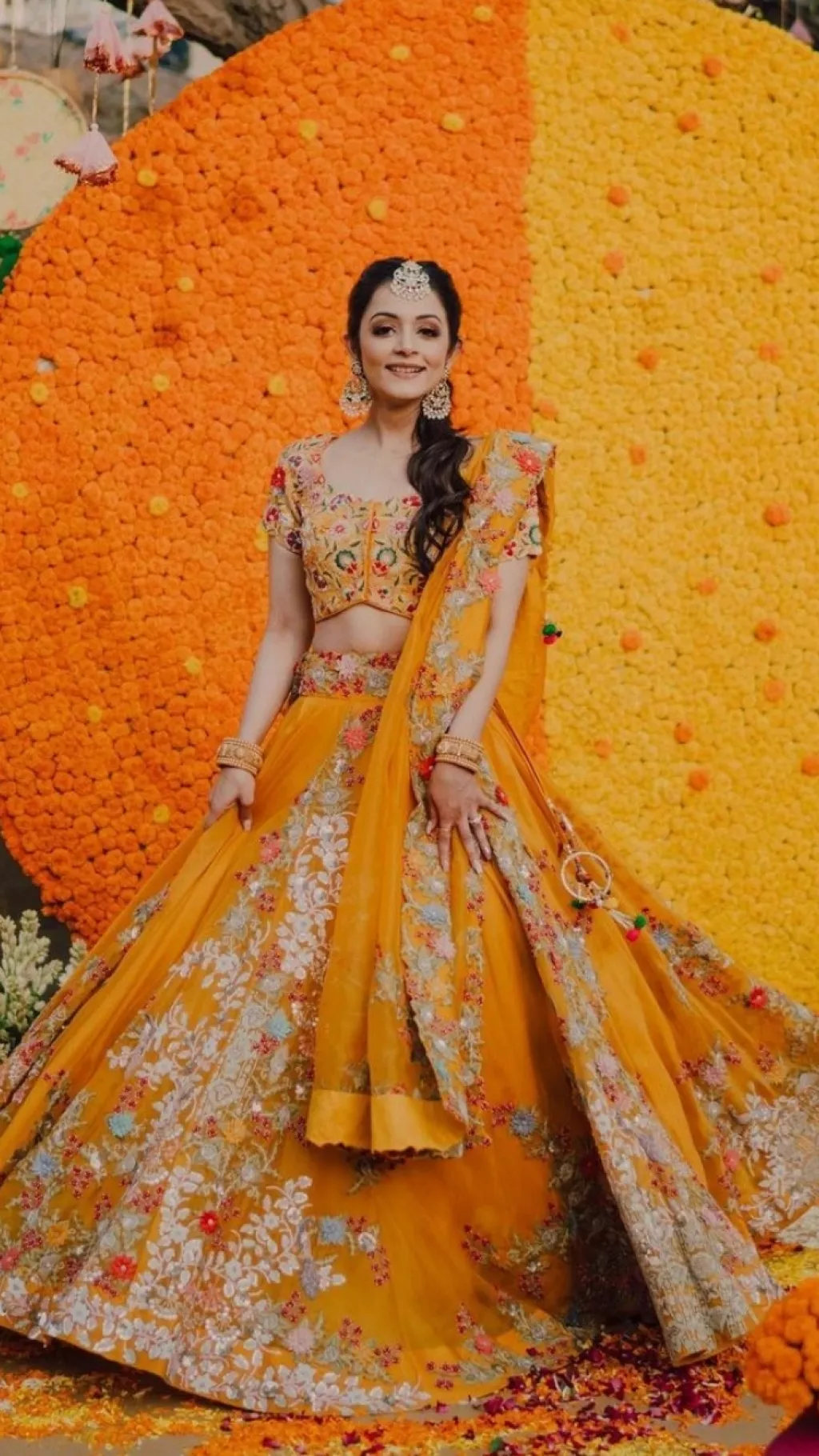 20 Stylish 'Haldi' Outfits For To-Be-Brides: From 'Bandhani'-Printed ...
