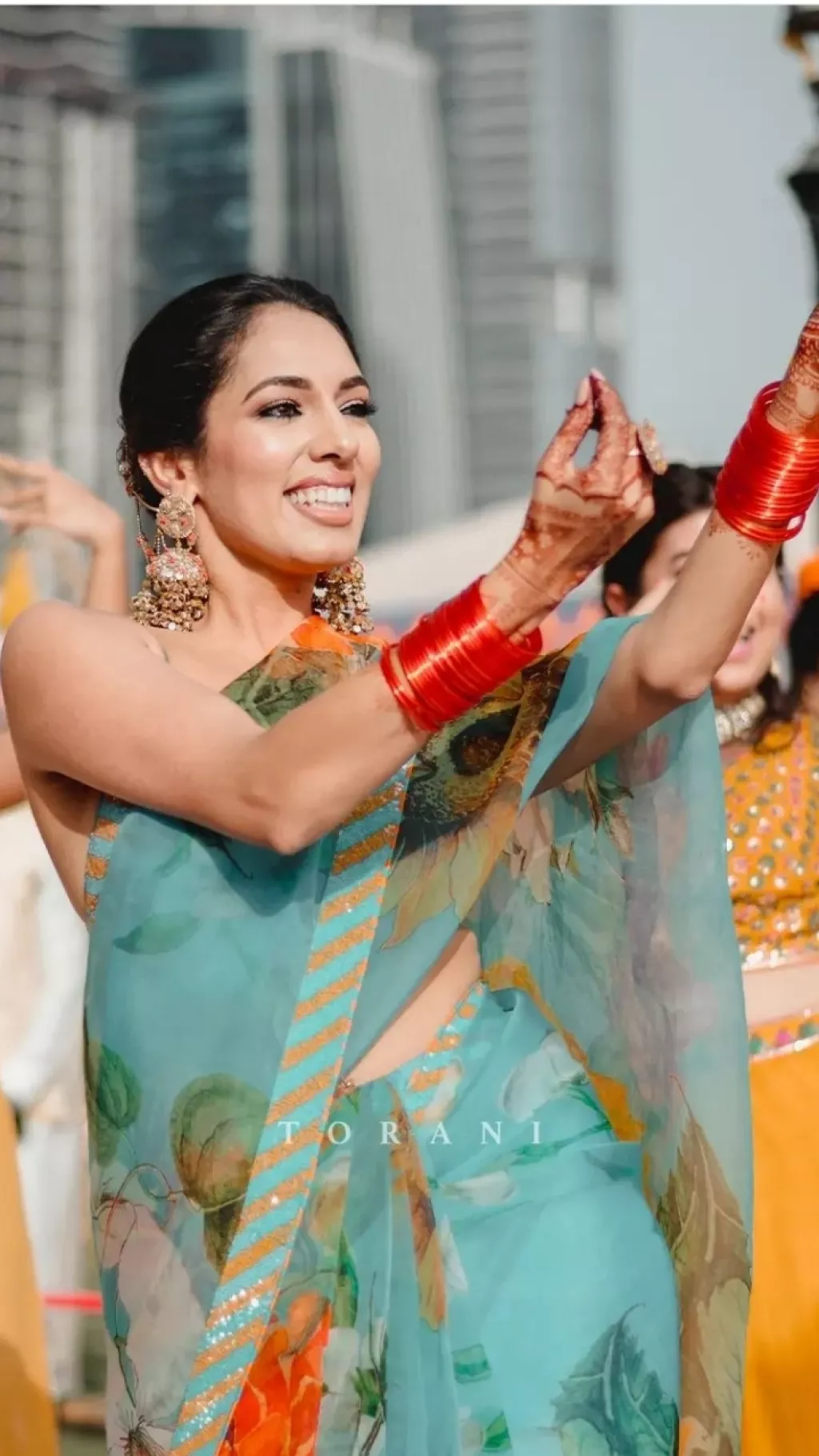 20 Stylish 'Haldi' Outfits For To-Be-Brides: From 'Bandhani'-Printed ...