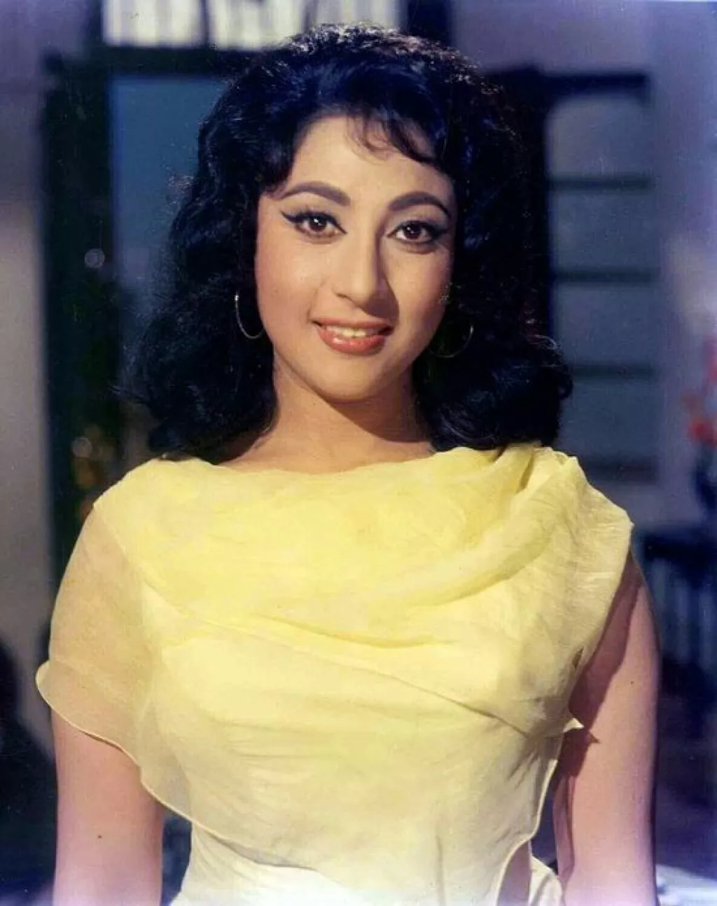 Mala Sinha's Life, How She Managed Her Silver Screen Presence Along ...