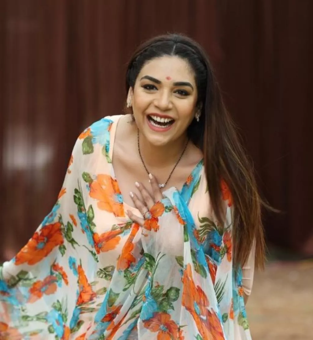 'Kundali Bhagya' Actress, Anjum Fakih Confesses Being In Love, Reveals ...