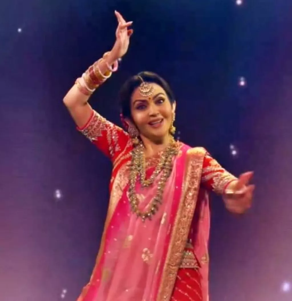 Mukesh Ambani Sings A Special Song As He Celebrates The Success Of ...