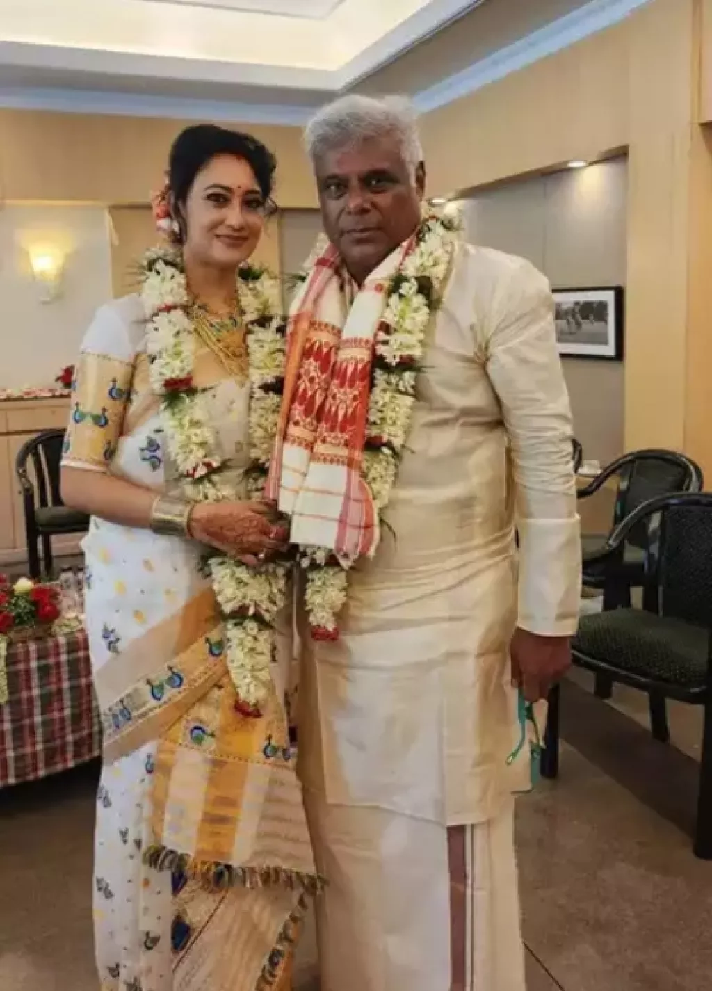 Ashish Vidyarthi Gets Married Again At Age Of 60 With Rupali Barua ...