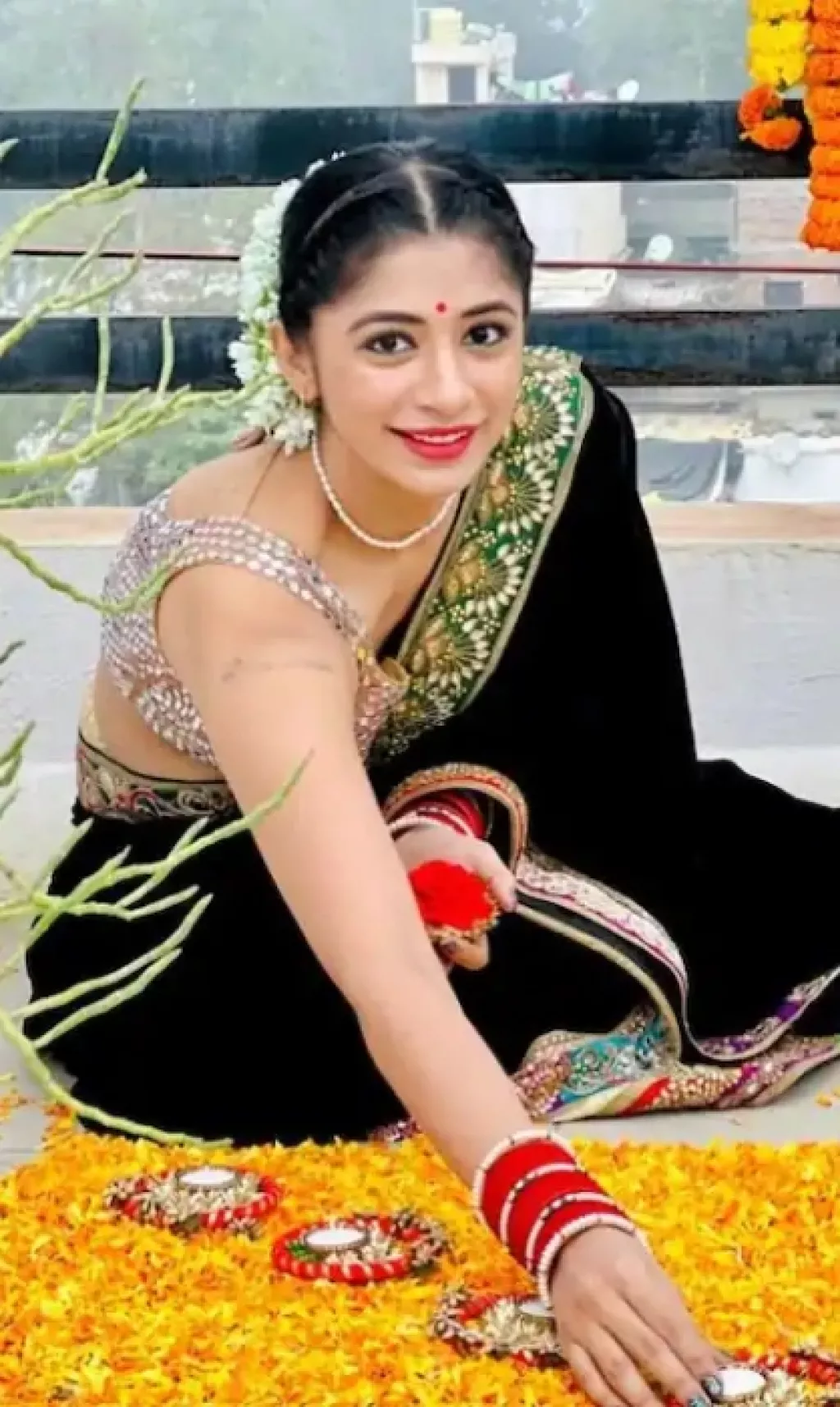 'Ishq Ka Rang Safed' Fame, Snehal Rai Is Married To 21-Years-Older ...