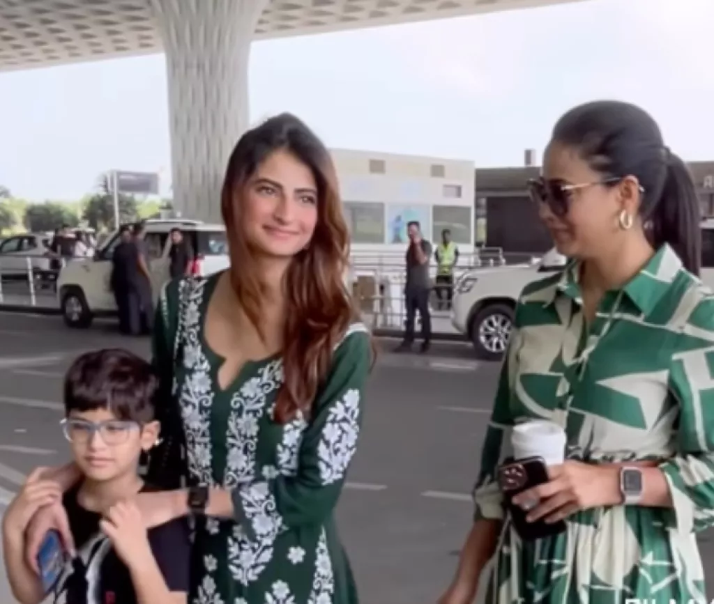 Shweta Tiwari's 7-Yr-Old Son, Reyansh Asks Paparazzi, 'Yeh Photo Kyo Le ...