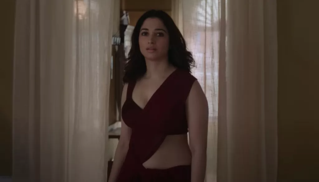 Tamannaah Bhatia Broke Her 18-Year-Old 'No Kissing' Rule With Beau, Vijay Varma For 'Lust Stories 2'
