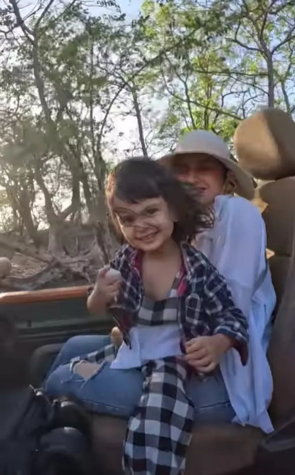 Sanjeeda Shaikh Takes Daughter, Ayra For Jungle 'Safari', Rumoured-BF ...