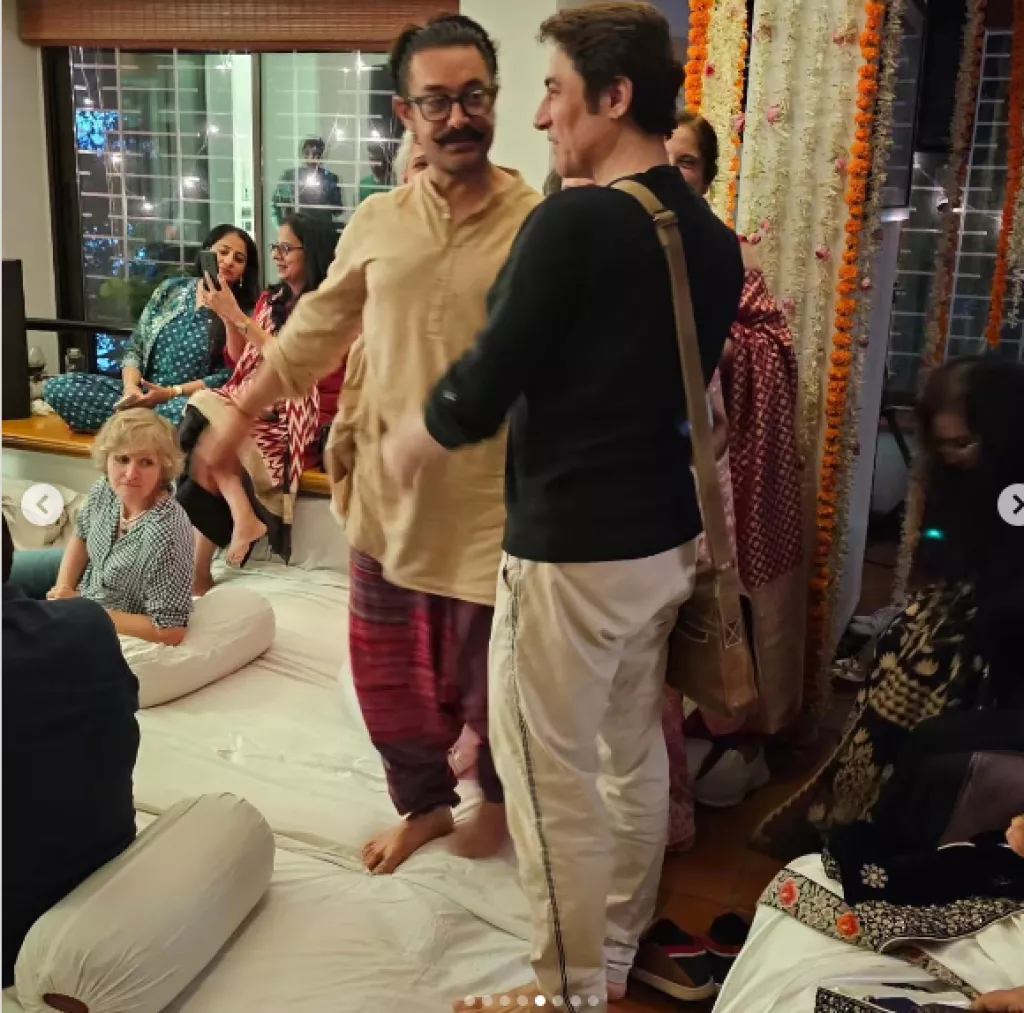 Aamir Khan Hugs Brother, Faisal Khan On Mom, Zeenat's B'Day, Months ...