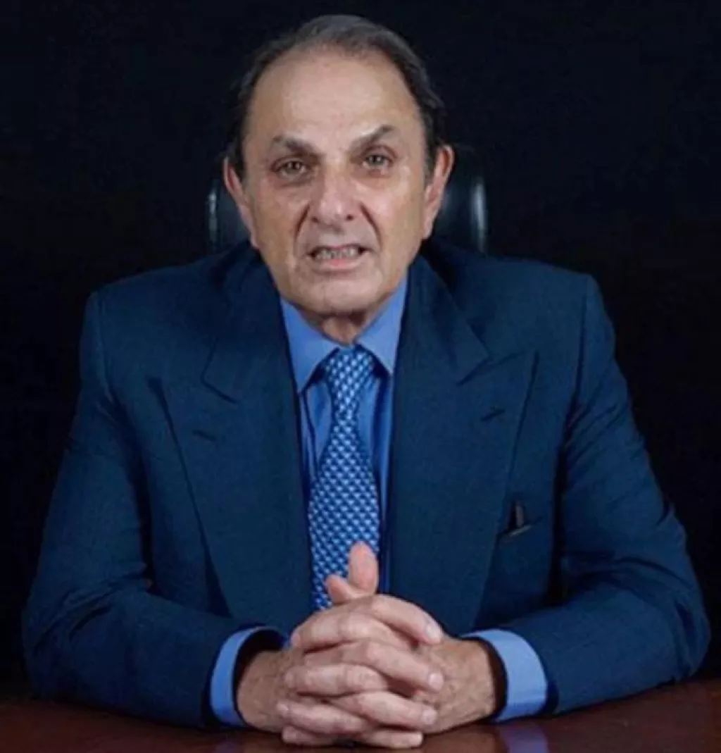 Nusli Wadia: Fight To Buy Britannia, Multi-Crore Wadia Group, Family ...