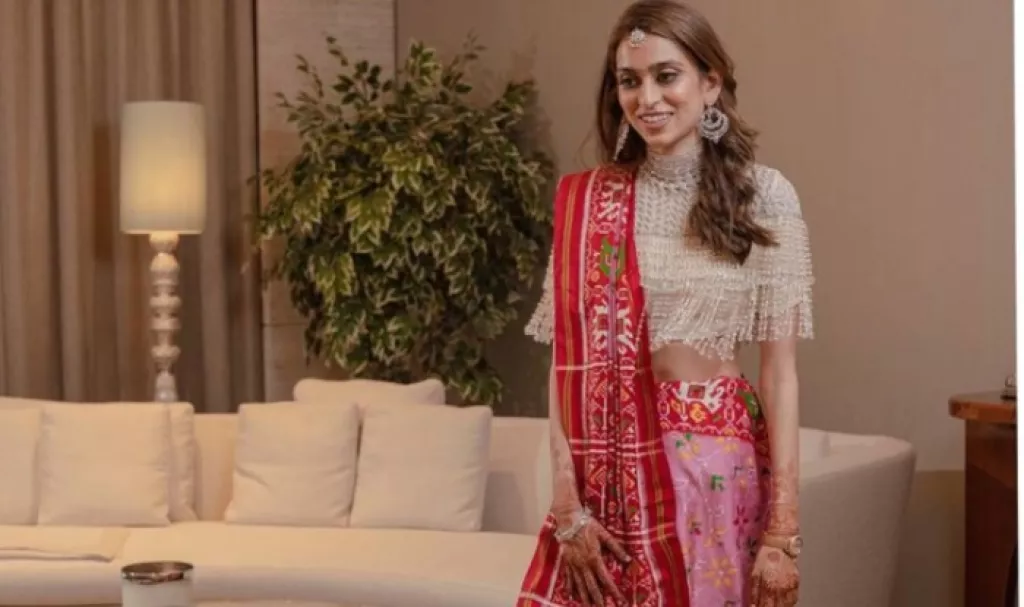 Shloka Mehta's Sister, Diya Mehta's Baby Boy's 'Mundan' Ceremony: Isha ...