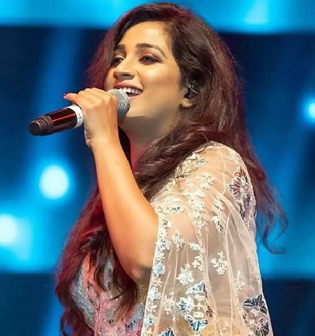 Richest Female Singers: Asha Bhosle, Shreya Ghoshal, Neha Kakkar, Tulsi ...