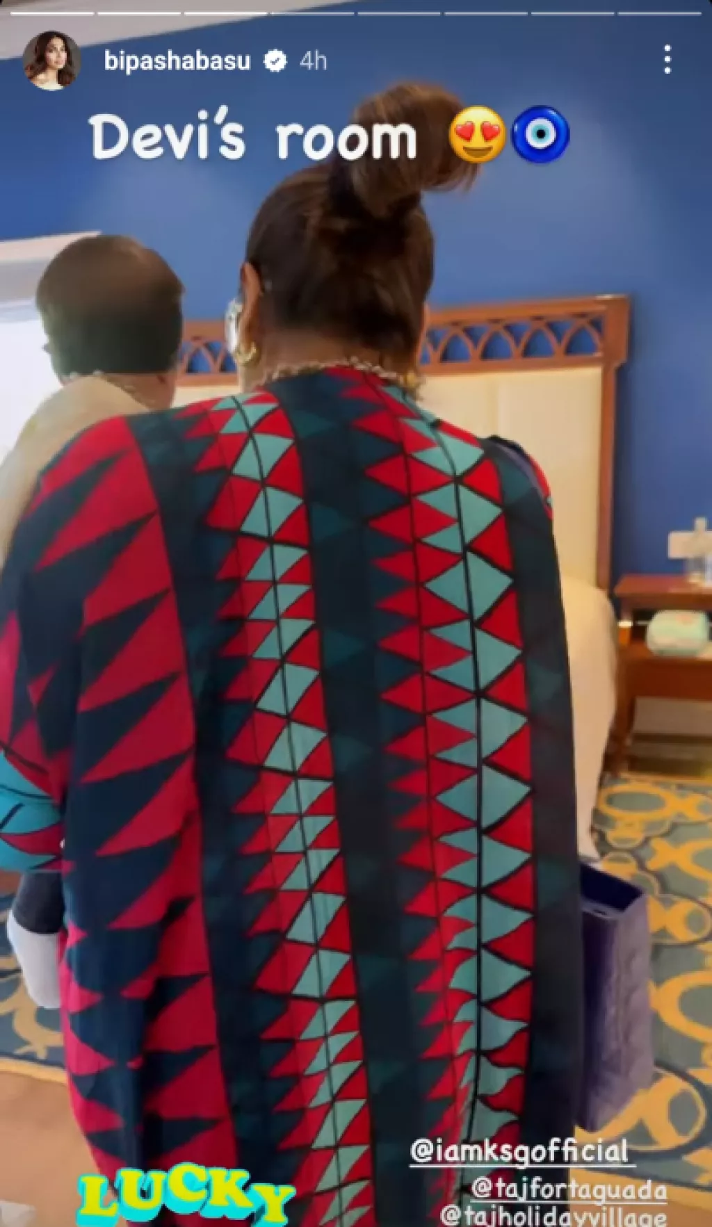 Bipasha Basu's Daughter, Devi Gets A Peppa Pig-Themed Tent House, Plays ...