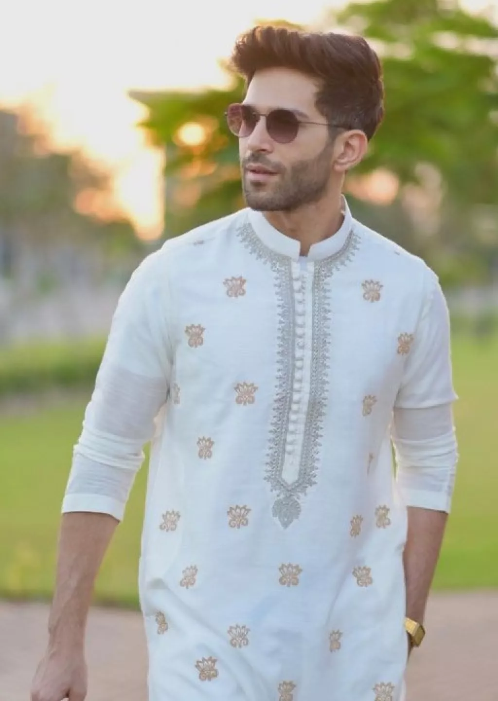 Pakistani Actor, Arslan Khan Reveals He Got An Offer From Sargun Mehta ...