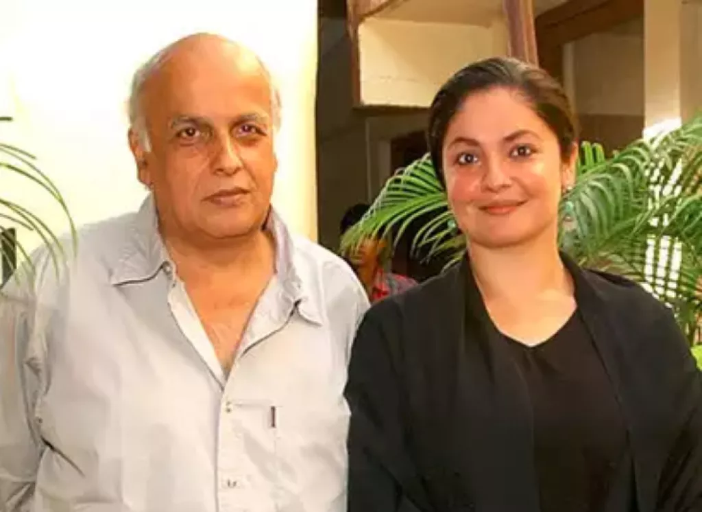 Pooja Bhatt Makes An Emotional Confession About Father, Mahesh Bhatt ...