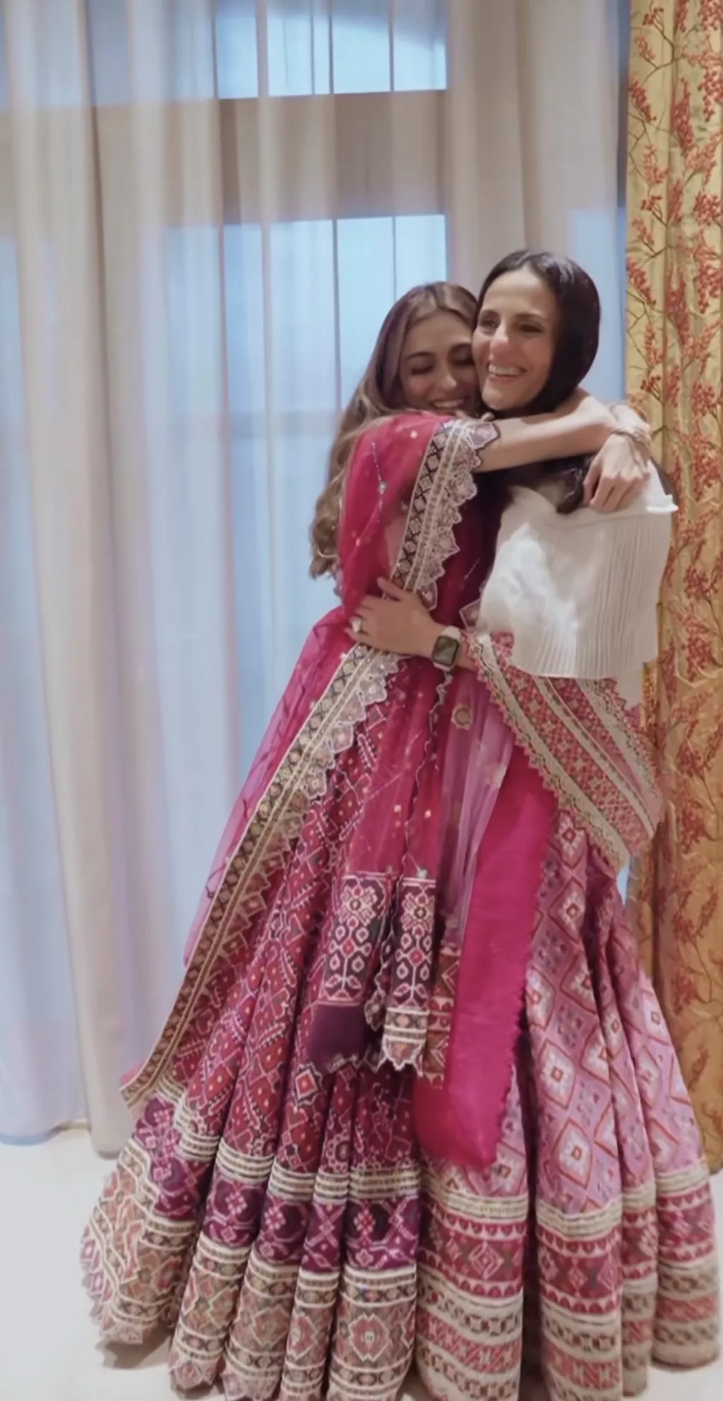 Shloka Mehta's Sister, Diya Adds A Modern Twist To Patola Fabric, Decks ...