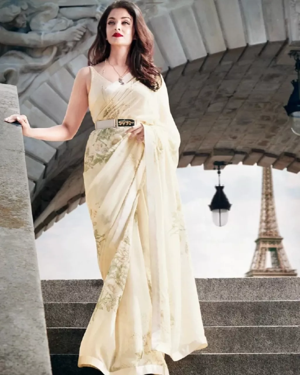 Aishwarya Rai Once Donned Whimsical And Rare Sabyasachi Ensembles For L ...